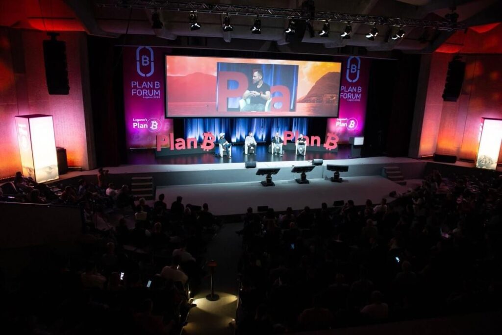 15 Principais Conferências de Bitcoin Para Você Ir Em 2025